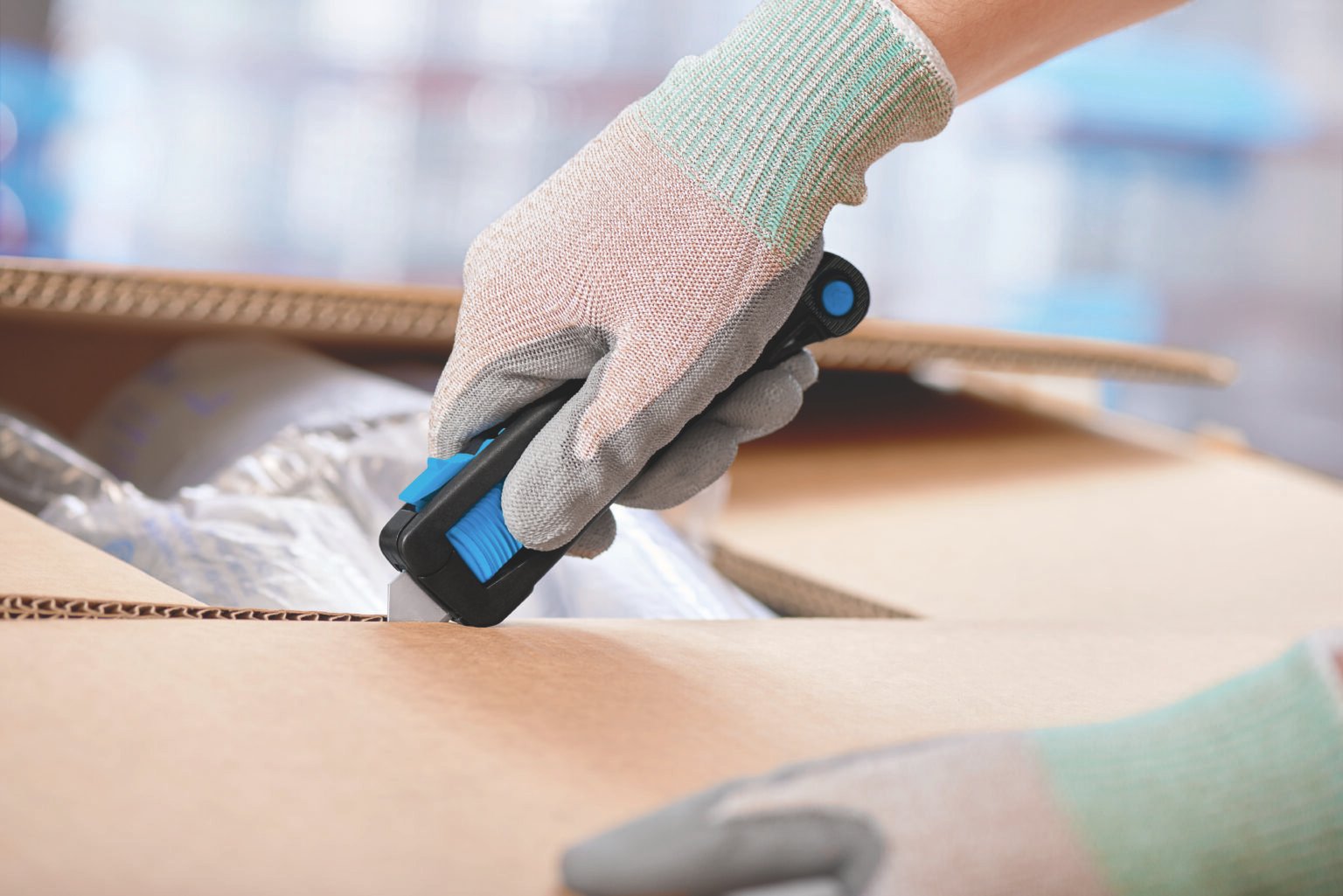 Safety Utility Knife with Ceramic Blade - Secupro Maxisafe 101306
